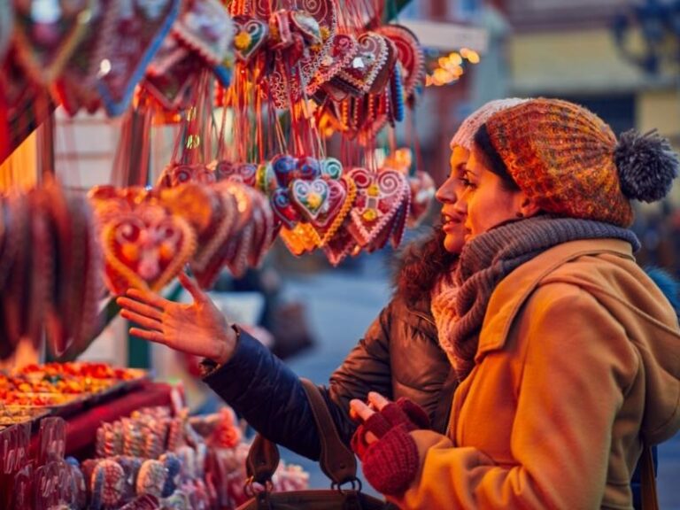 Christmas in Norfolk 2024 - 45+ Dates for Your Diary | Written by a Local